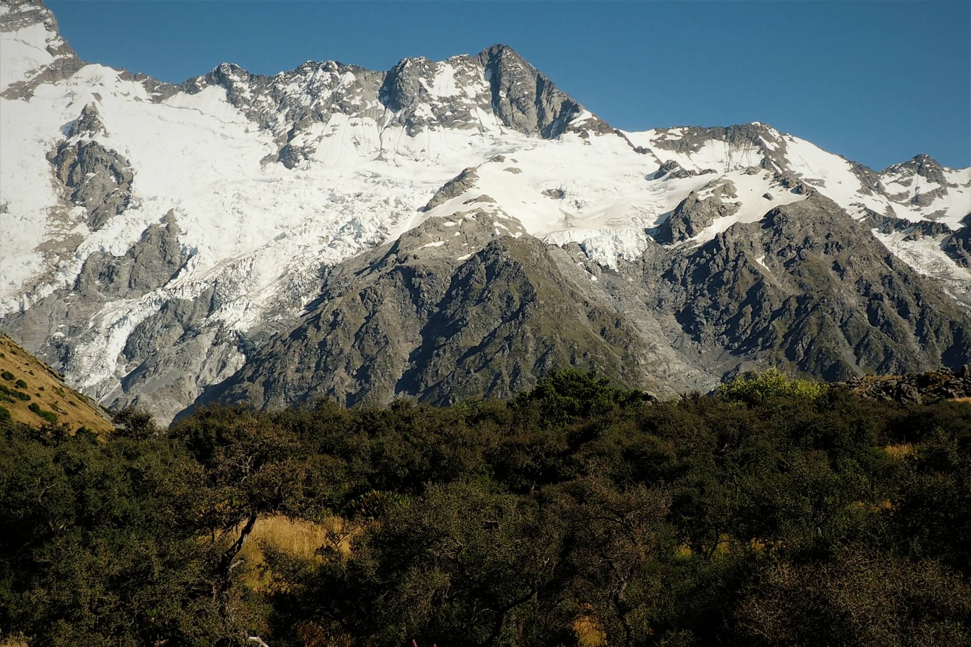 MOUNT SEFTON AND FOOTSTOOL - Susan Boyd Photography