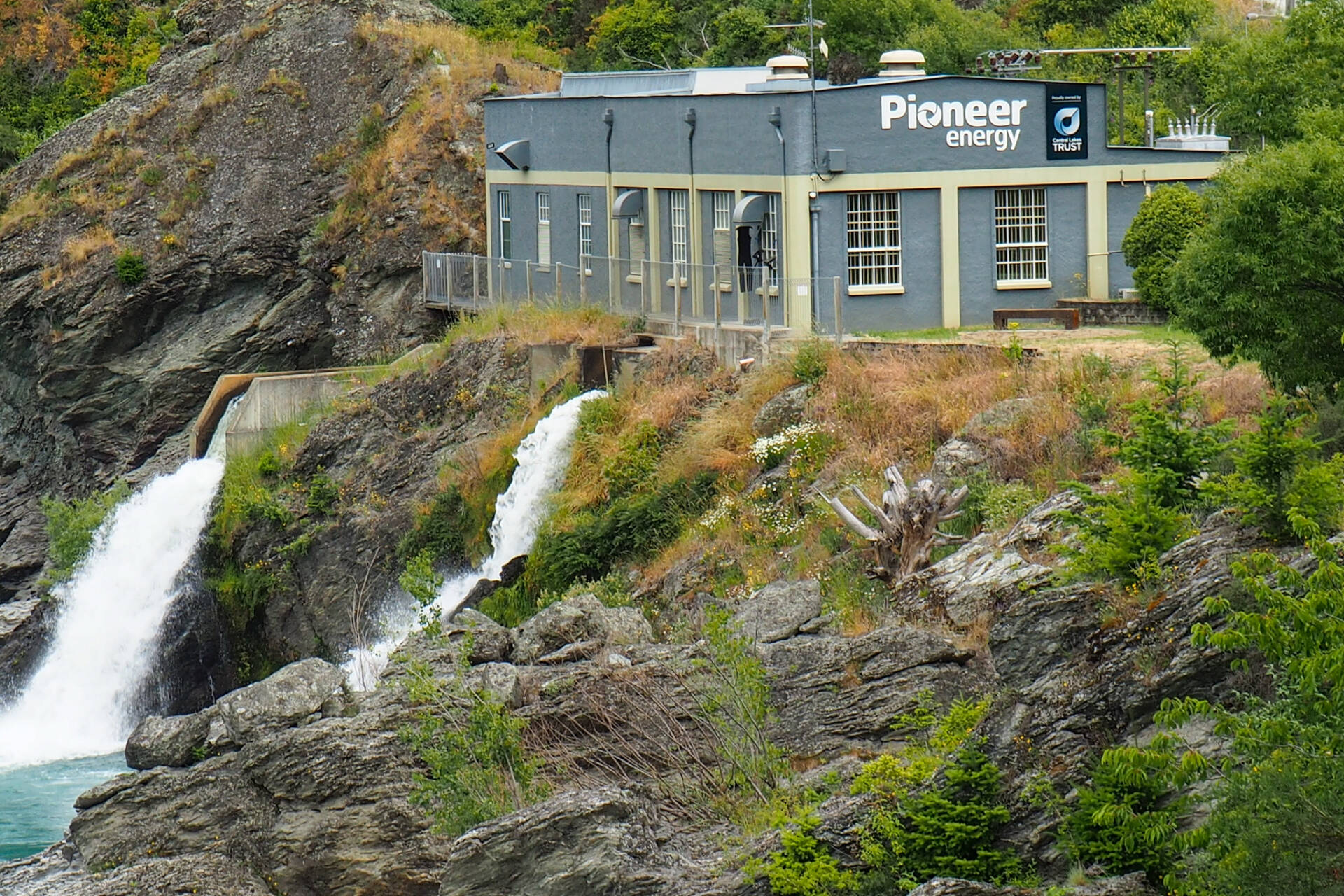 ROARING MEG POWERSTATION WATERFALL - Susan Boyd Photography